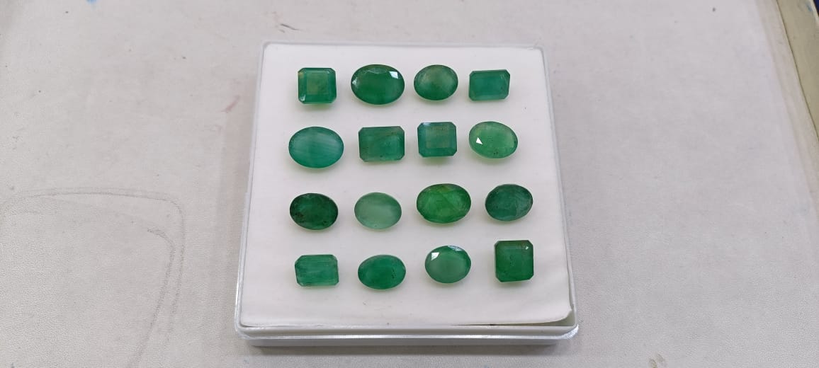 Genuine Brazilian Emerald (Panna) Stone Online at the Best Price ...